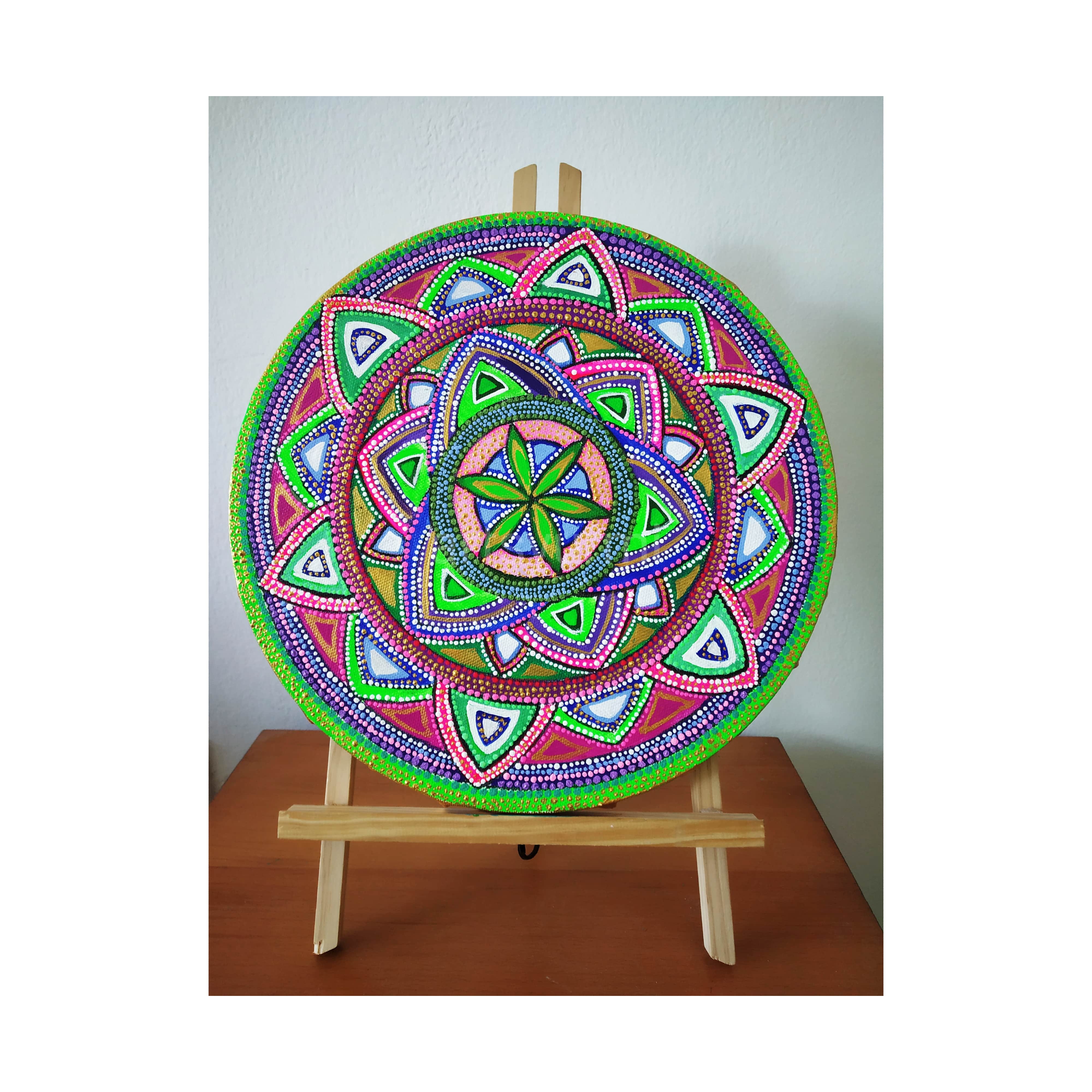 Visual Vibrance - Artchic